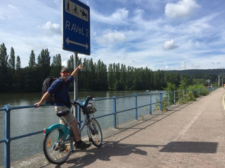 Biking from Namur to Dinant in Belgium