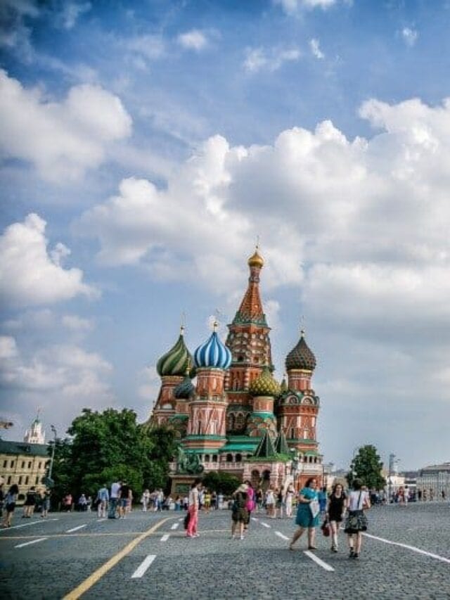 17 Interesting Things to do in Moscow, Russia Story - Divergent Travelers